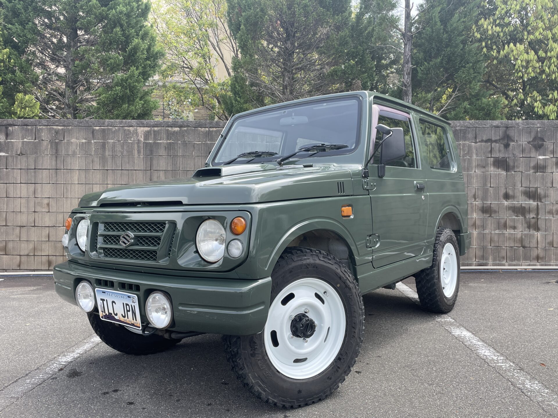 スズキ ジムニー JA22 JA22ジムニー オートマ 4WD オールドカントリーホイール